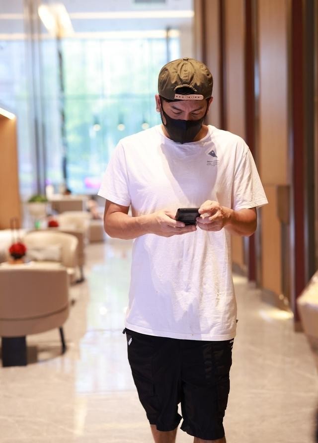 Professional science: Why did Zhang Zhenyue form a vertical line with ...