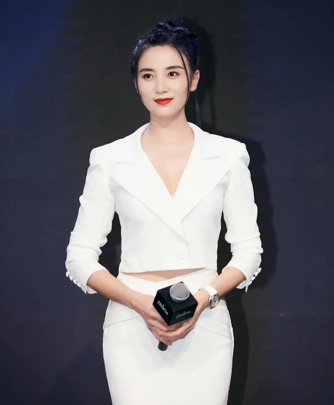 Song Jia is super beautiful - iNEWS