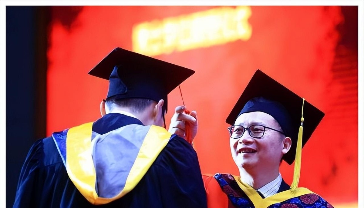 A Chinese genius was "poached" by the United States for 2 million ...
