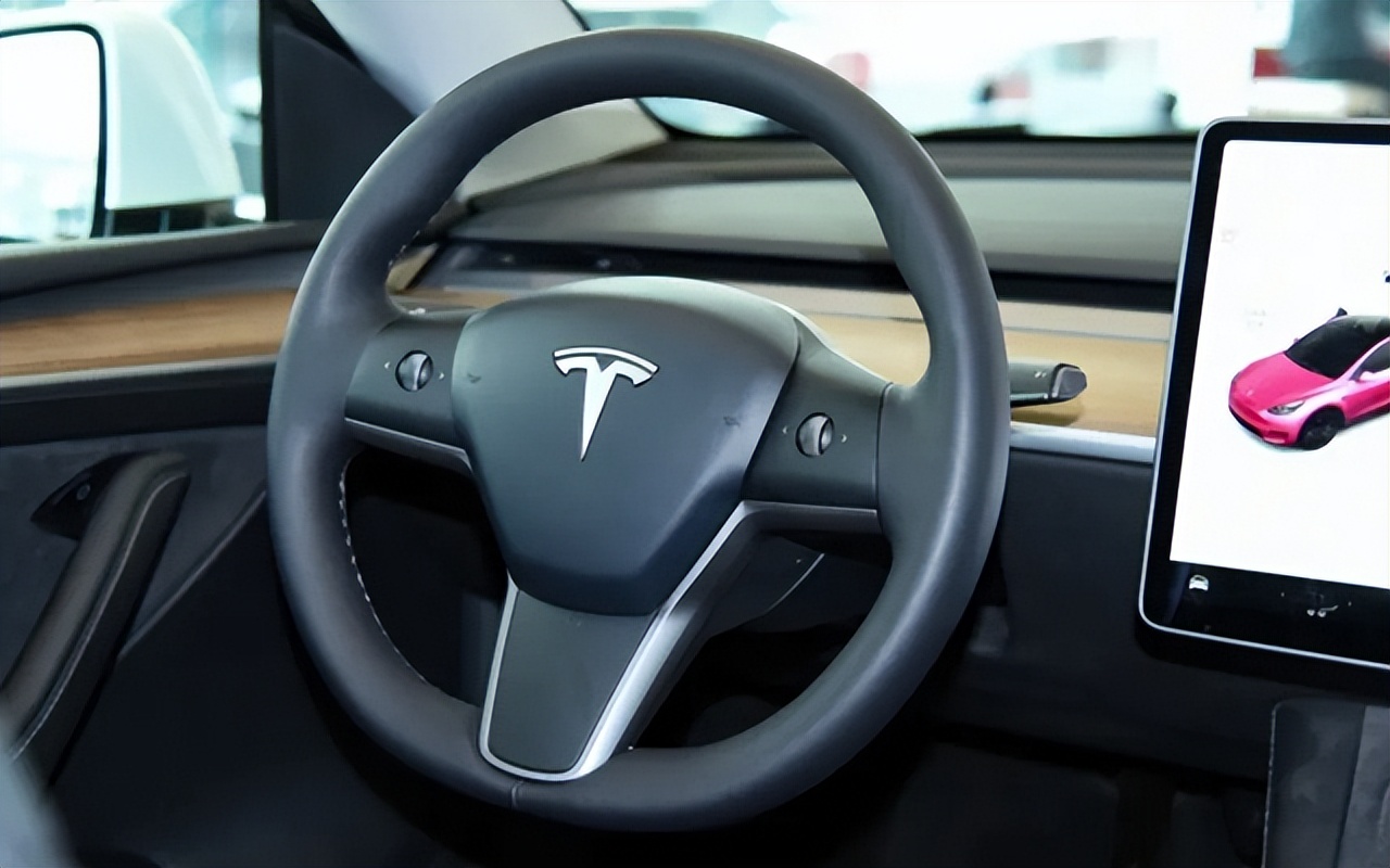 Tesla Recalls, Revises One-Pedal Mode, But Controversy Remains - iNEWS