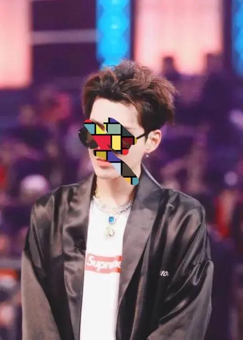 Well-known actor Li Mou has been arrested many times for prostitutes ...