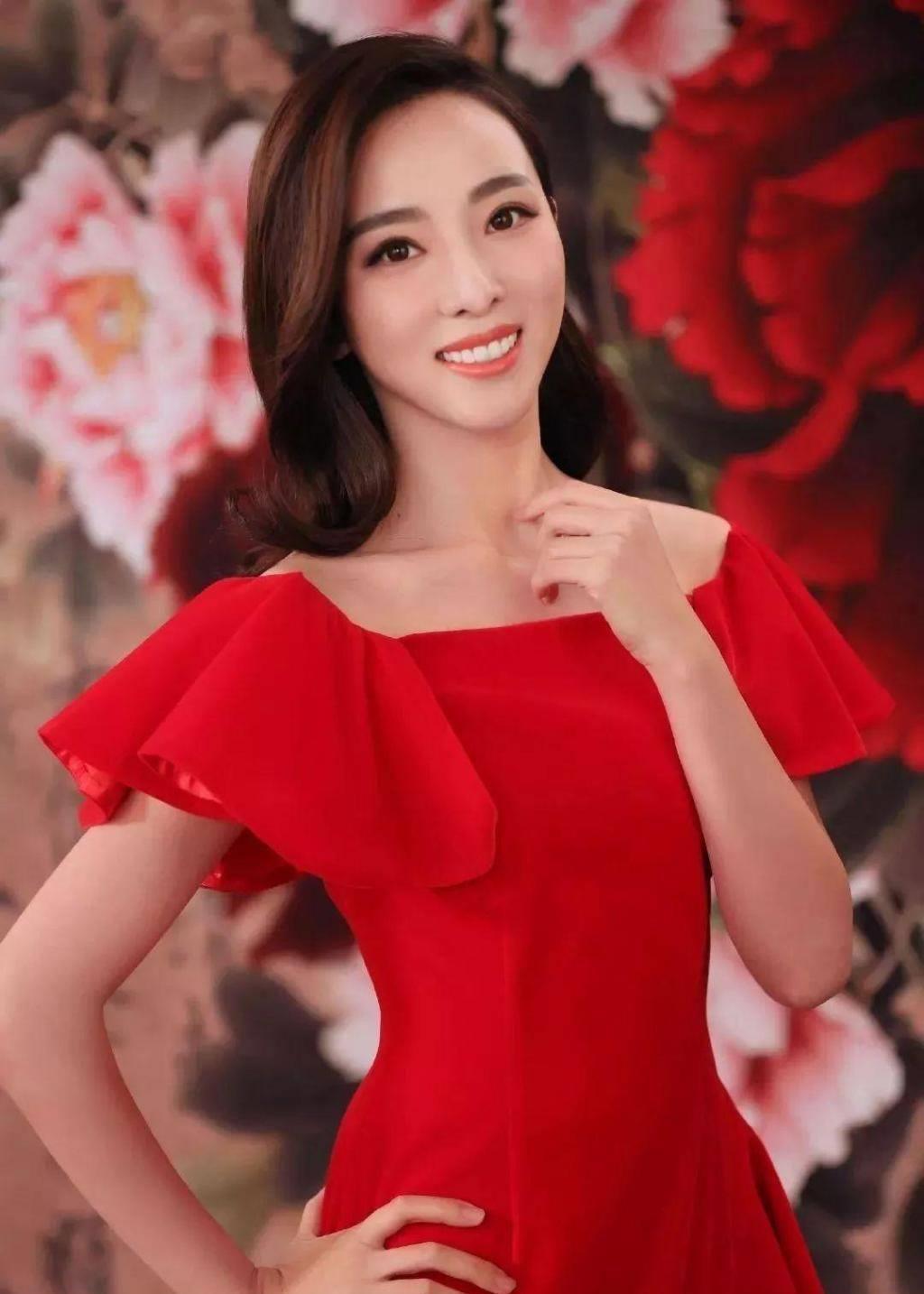 CCTV celebrity Li Sisi has resigned and has been busy doing commercials ...