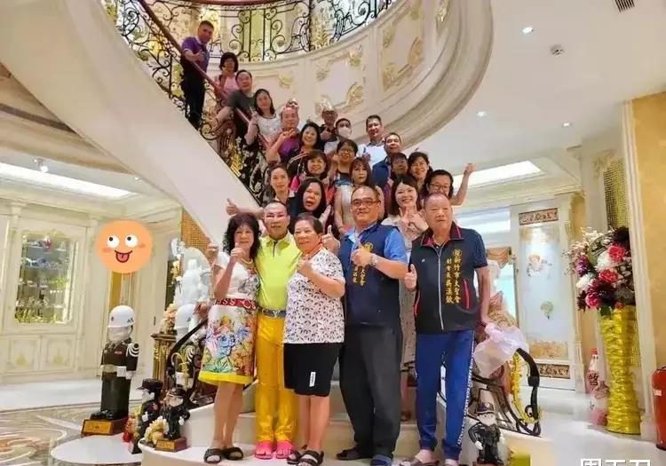 Taiwan's rich man is extravagant and lustful, married 4 wives and 19 ...