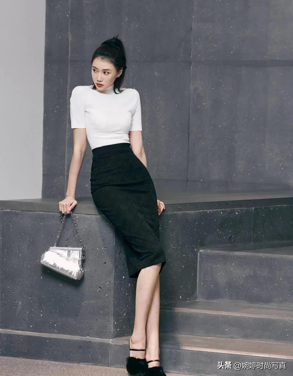 Fashion Photo Series: Li Siyu's outfit is cool and good-looking - iNEWS