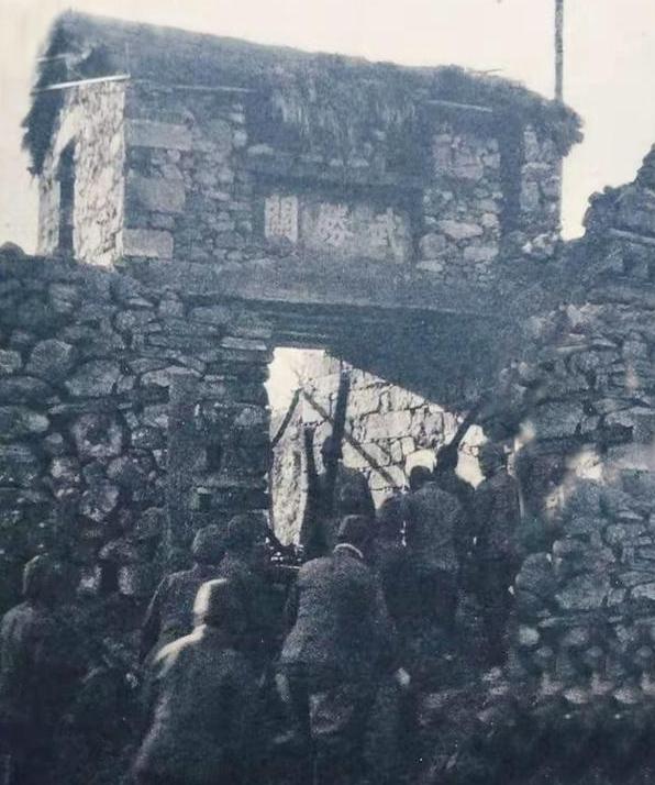 Bloody Memory - Japanese invaders occupy Yingshan City - iMedia