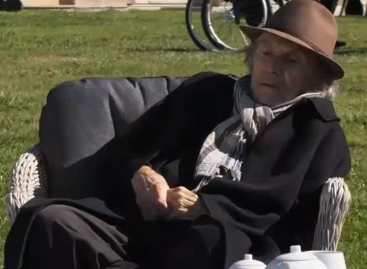 "The Most Beautiful Years": Emotional Tracing Through Time, Regaining ...