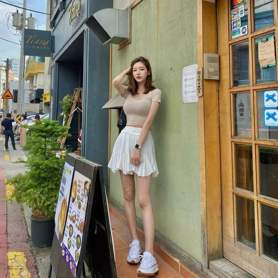 A big wave of Korean sexy beauties, devil curves, hot bodies, and angelic looks.captivating - iNEWS