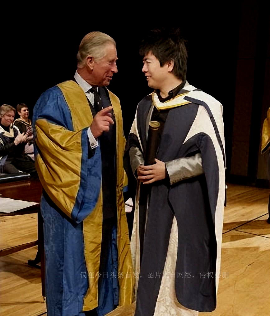 Lang Lang played Mulan at the British King's coronation concert. Lang ...