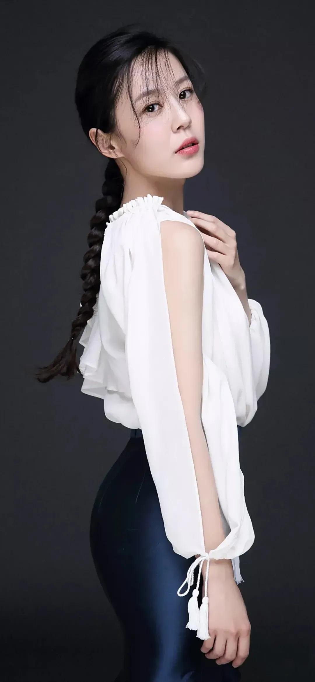 Li Jinming, some beautiful photos - iNEWS