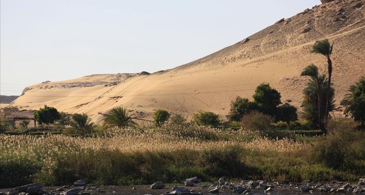 With the changes of the Nile River, the ancient Egyptian civilization ...