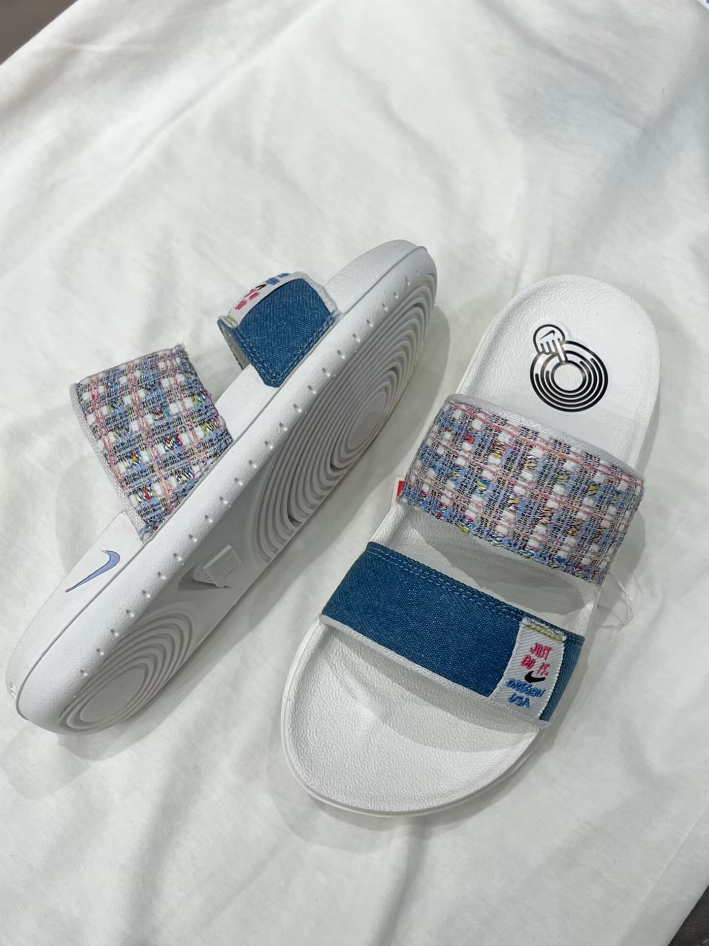 It's over! Fascinated by this pair of NIKE small fragrance slippers ...