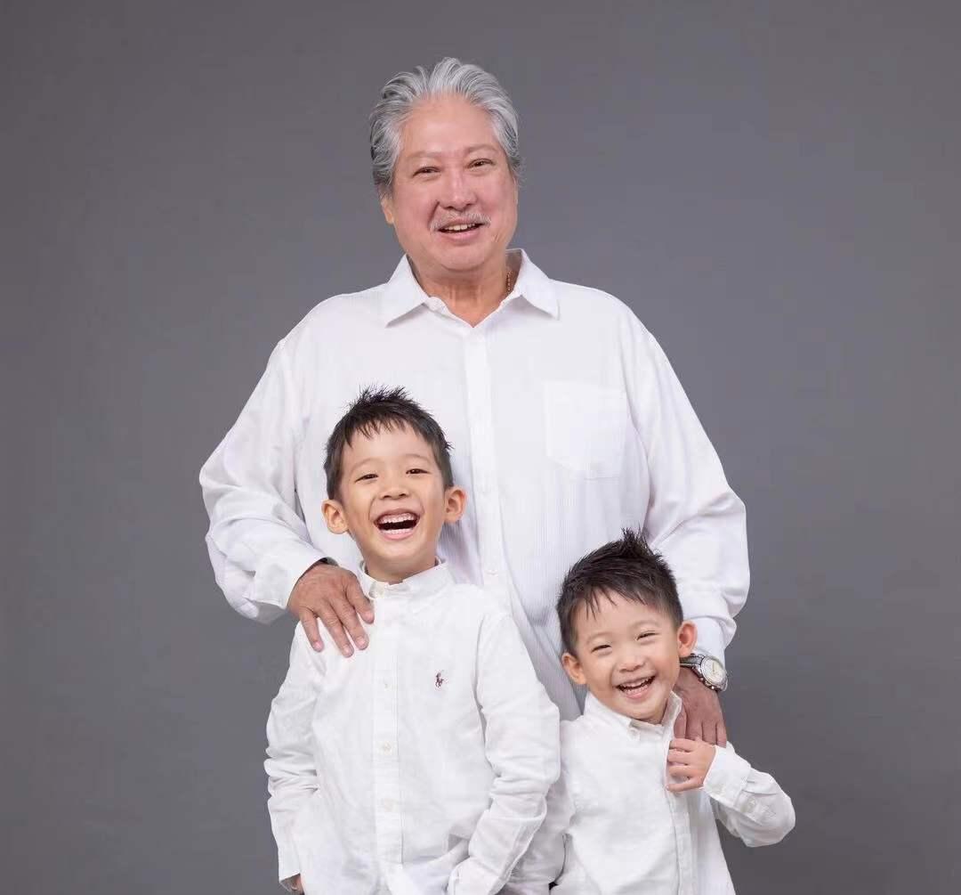 Sammo Hung celebrates his 70th birthday!The ruddy complexion hugs the ...