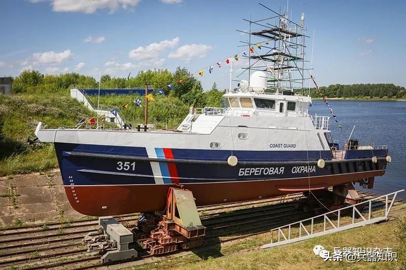 Eastern European ships and floating docks, keel laying, launching ...