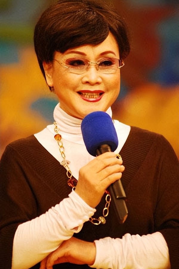 Li Guyi: Divorced from Jin Tielin, and has been with her second-married ...