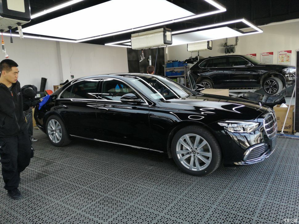 21款奔馳S400L商務升級大篇章案例，各項實用性配置裝車 - 資訊咖