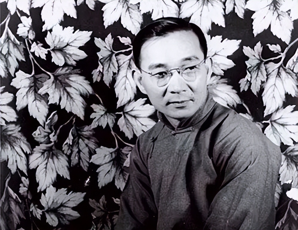 Lin Yutang's Classical Sentences - iNEWS