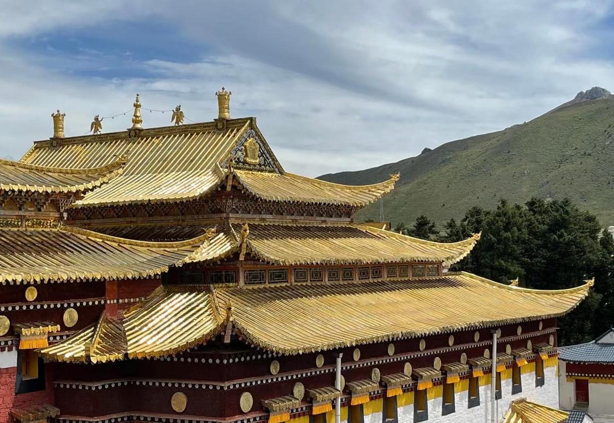 Langmusi Town: Exploring the Charm of Gannan Buddhist Holy Land - iNEWS