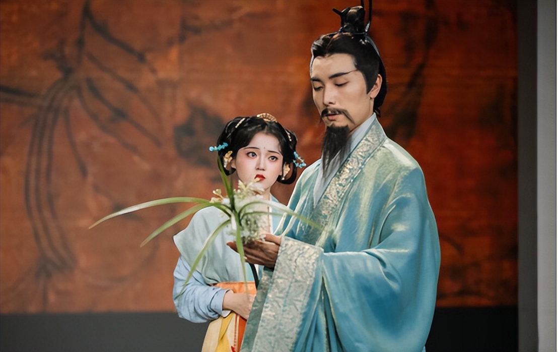 This is the real dress of the ancients! A lot of costume dramas that ...