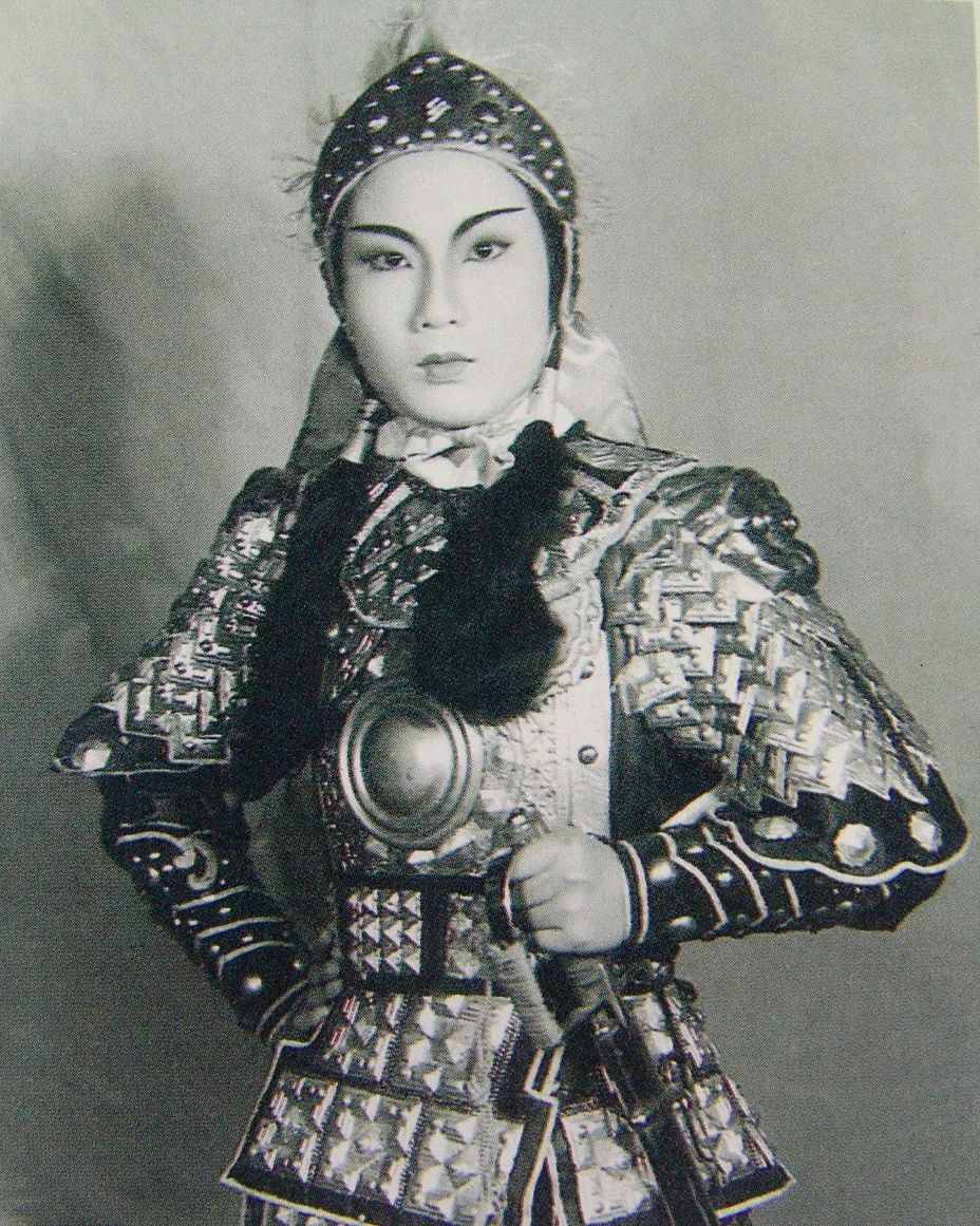 She leads Yue Opera to make a stunning transformation and create ...