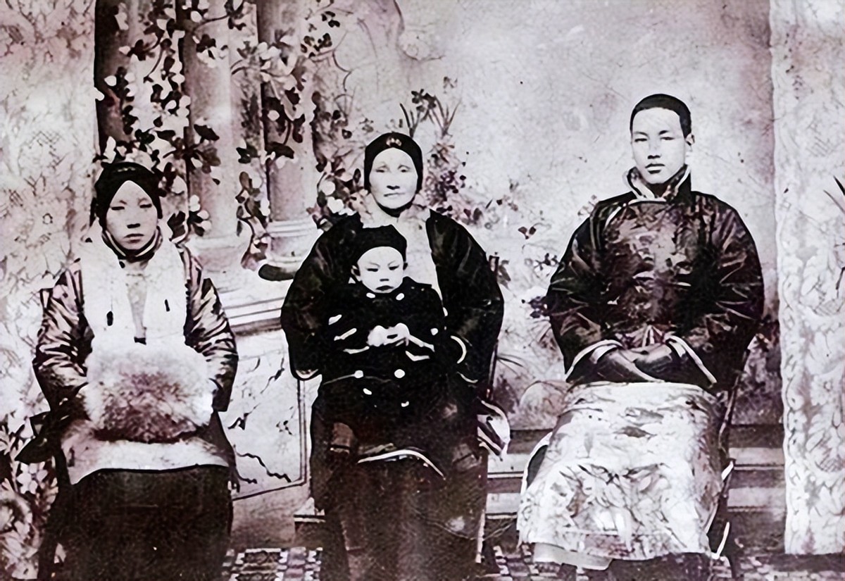 Why did the Chiang dynasty end with Chiang Ching-kuo?What about the ...