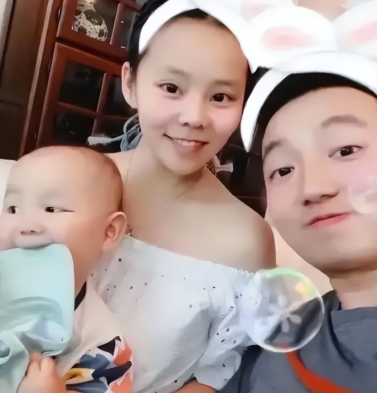 Destroyed three outlooks!Tian Jing changed her hairstyle to live ...