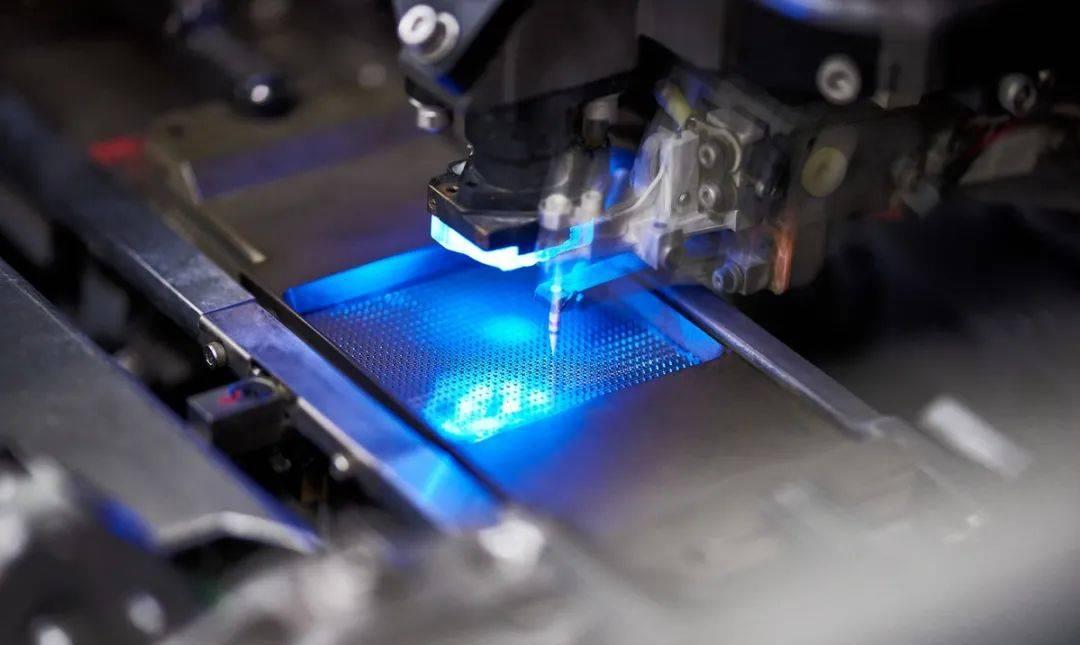 100 billion chips! SMIC officially announced, foreign media: China is ...