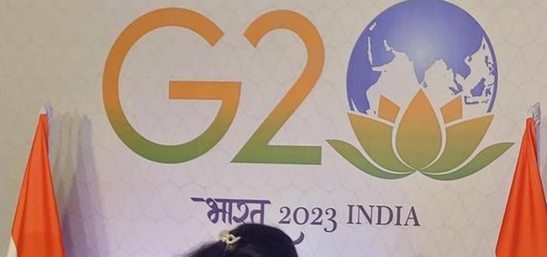 The political situation in India has changed suddenly, and 26 ...