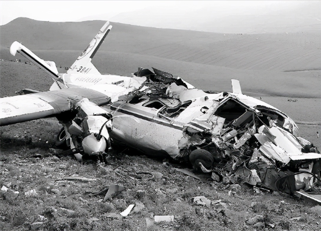 1971 Peru plane crash, only one little girl survived the 92 passengers ...