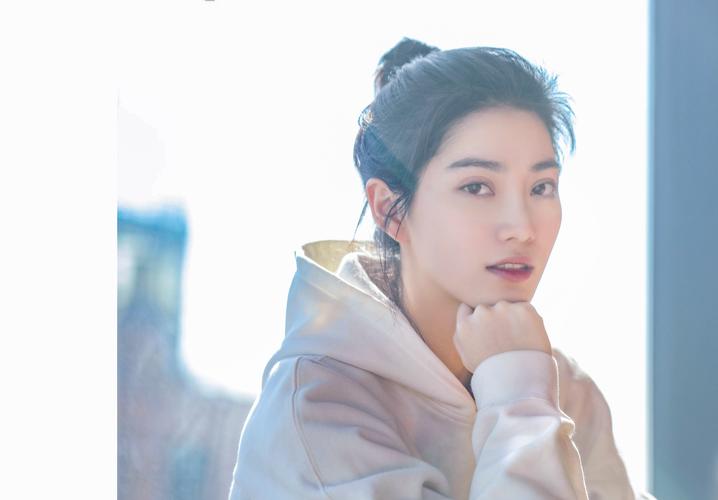 Of the 5 actresses in "Three-Body Problem", 46-year-old Li Xiaoran is ...