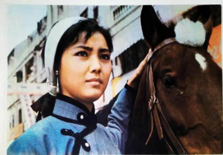 Among the eleven beauties in the 1980s, six of them were actresses, and Li Xiuming only ranked ...