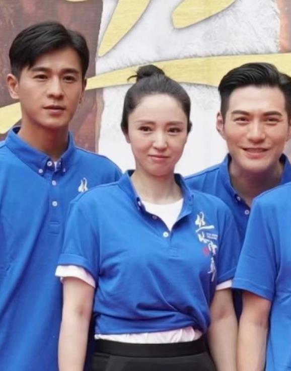 Yan Kuan and his wife met by chance, and netizens marveled at the ...