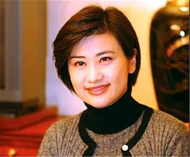 Phoenix TV hostess Wu Xiaoli's love between young and old: 25-year-old ...