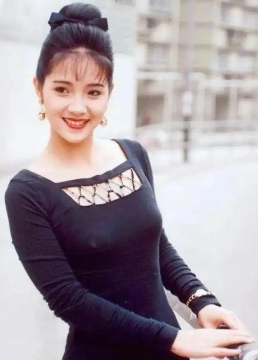 Beautiful and moving: Liu Yuting - iNEWS