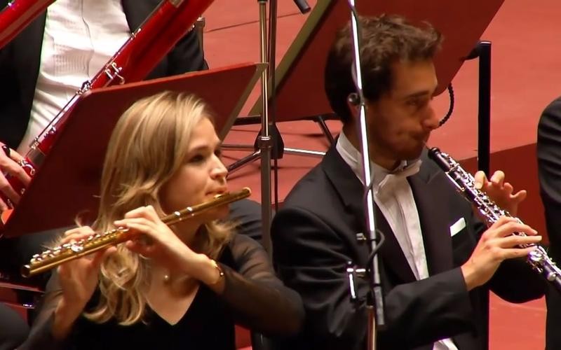 What kind of performance charm does the Chinese flute have? - iMedia