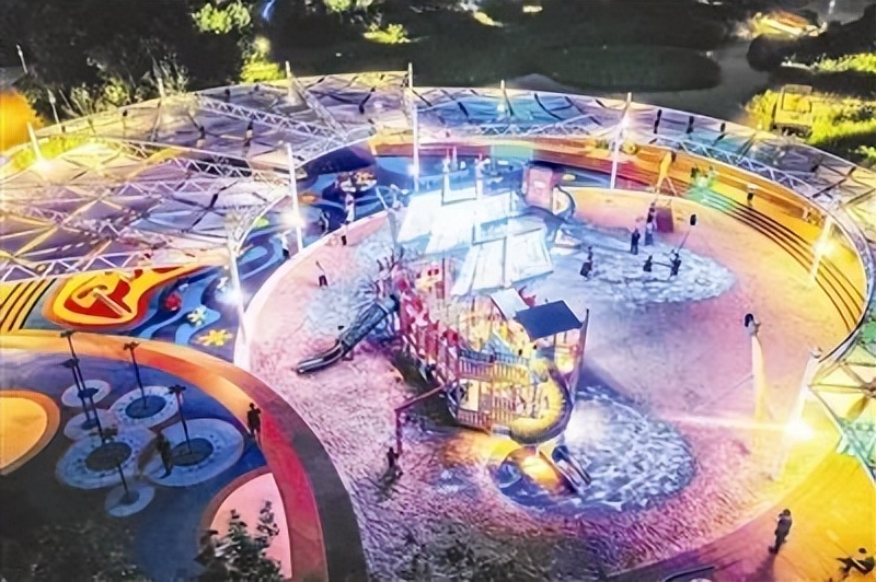 The night view of Nandi Park in Eco-city is gorgeously upgraded - iNEWS