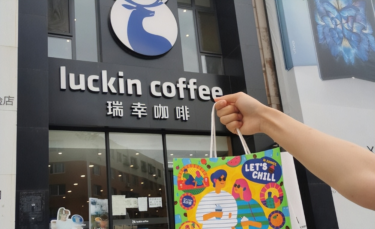 Zeng Zimo, the best hostess married to Phoenix Satellite TV: Ruixing ...