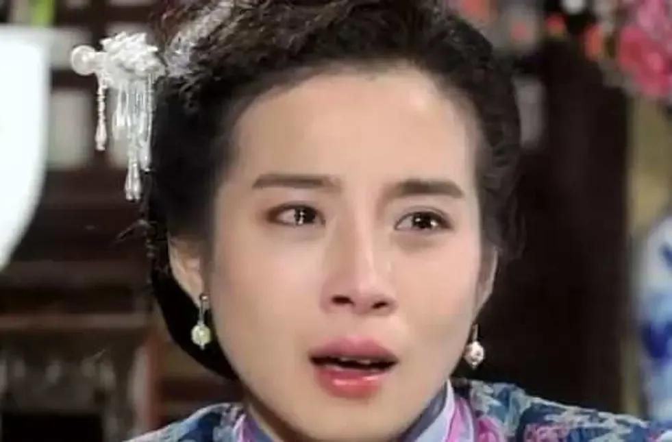 Comparing the two versions of "Duan Zhang Shun Niang", which version is ...