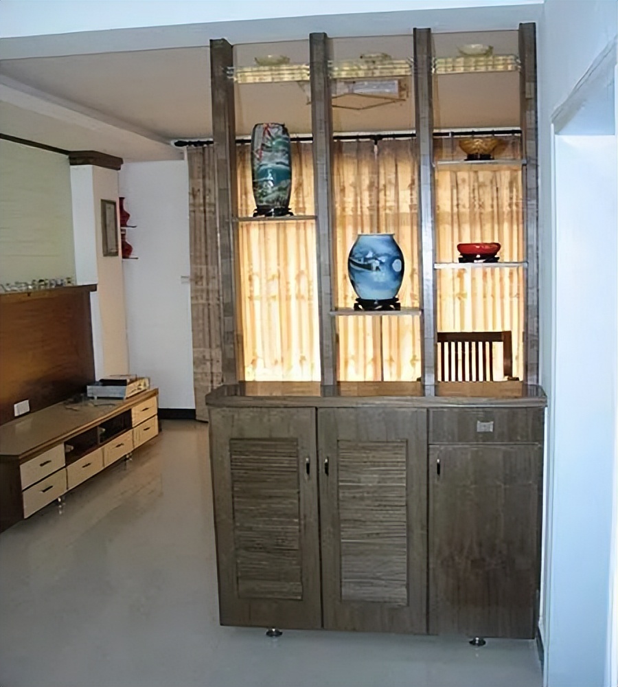 I finally bought a suite. I didn't expect my relatives and friends to ...