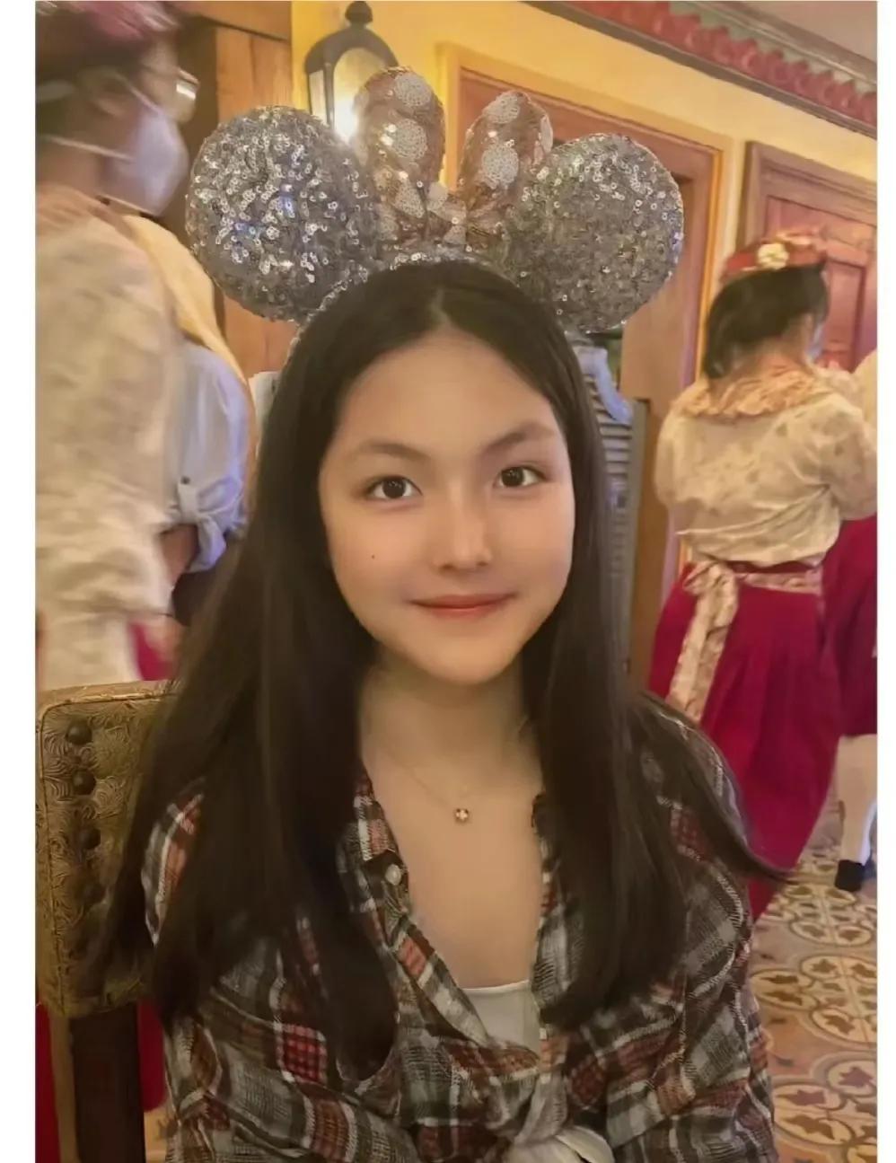 How many people are envious of Wang Shiling's arrogance on June 1 ...