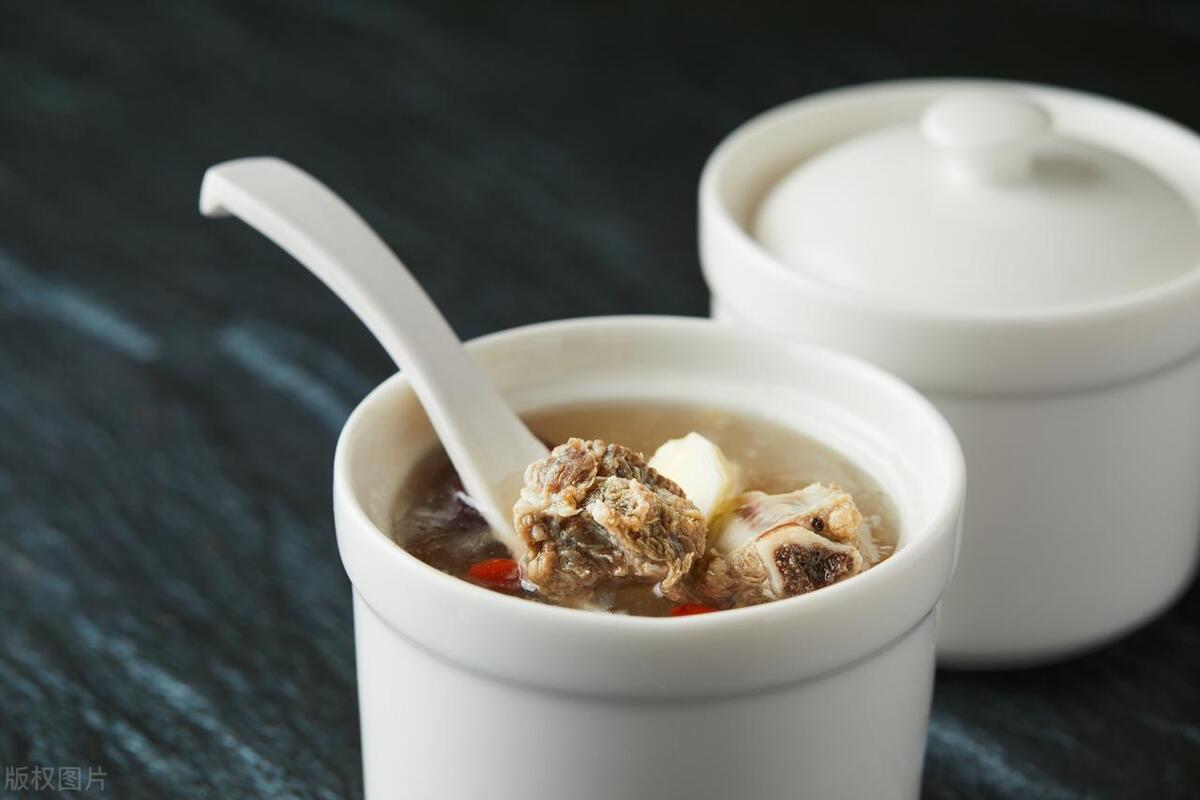 The ingredients are simple, and the soup is delicious. These 8 stews ...