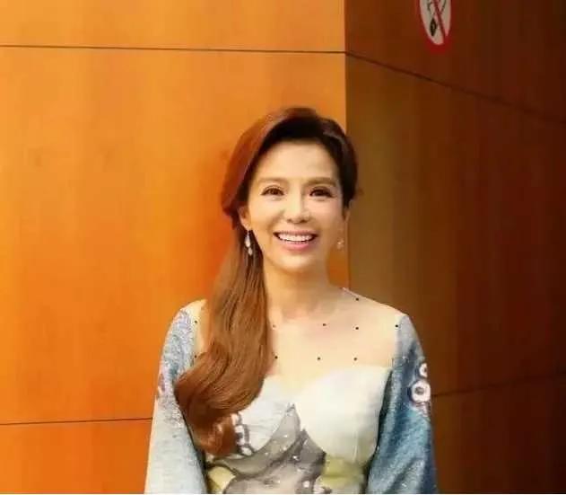 Famous hostess of CCTV has cancer relapse, financial income is not ...
