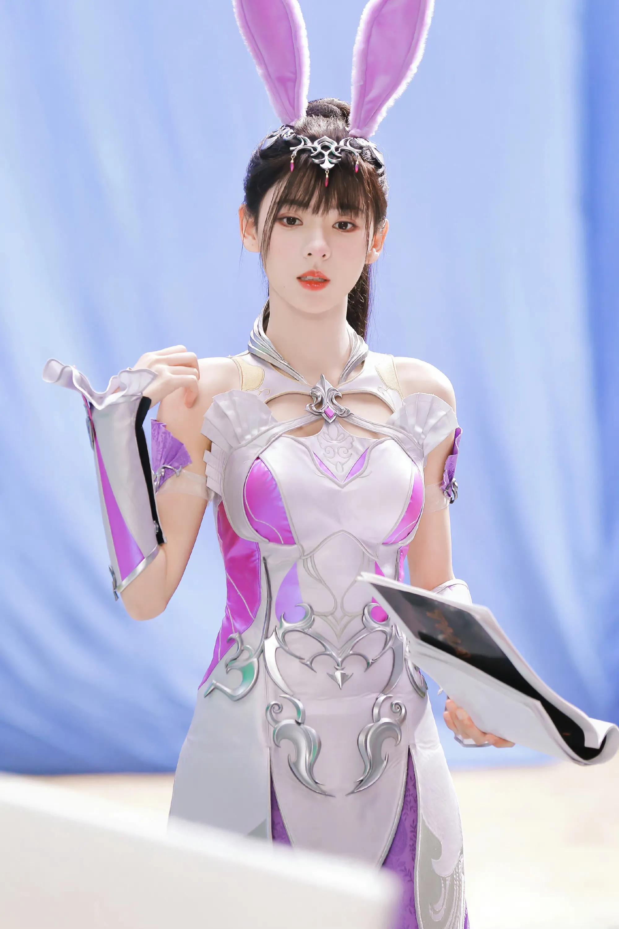 Zhang Yuxi's cosDouluo Continent Xiaowu, her appearance is beyond the ...