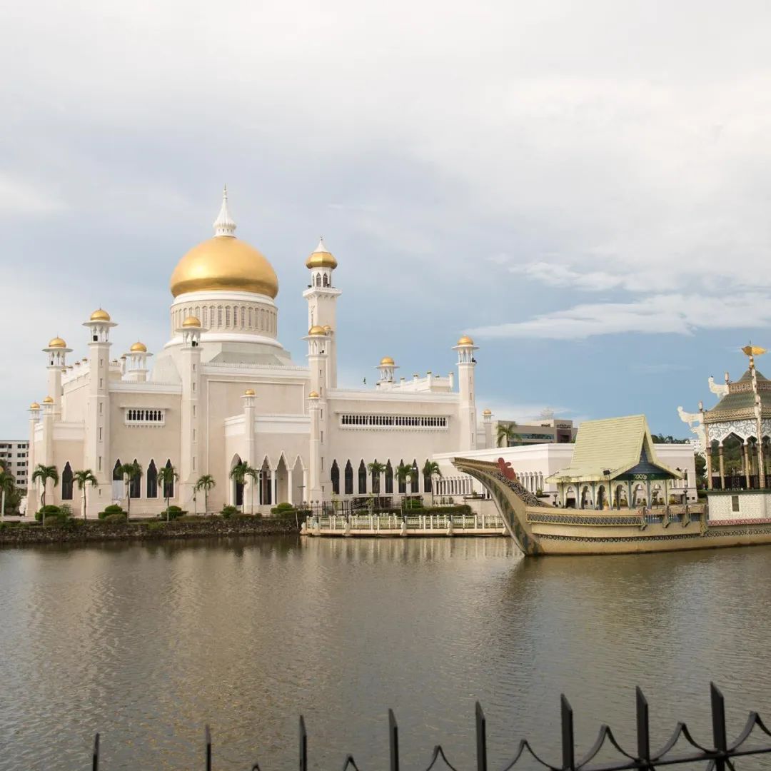 Brunei Olympic Committee: The Pearl Shines, Listening to the Sound of ...