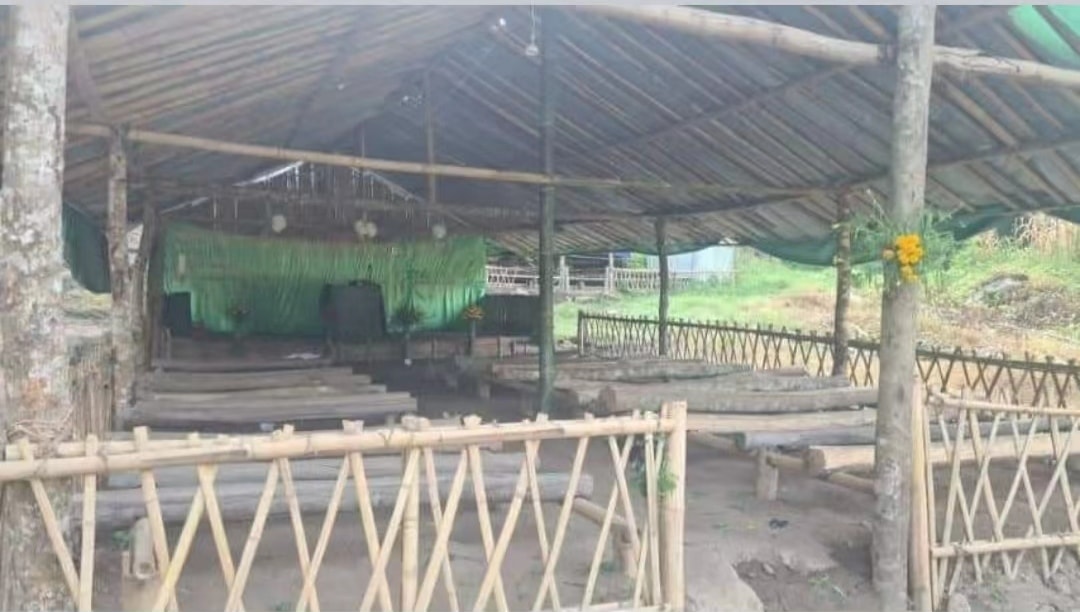 A Kachin Independence Army position at the junction of Kwegay and Muse ...