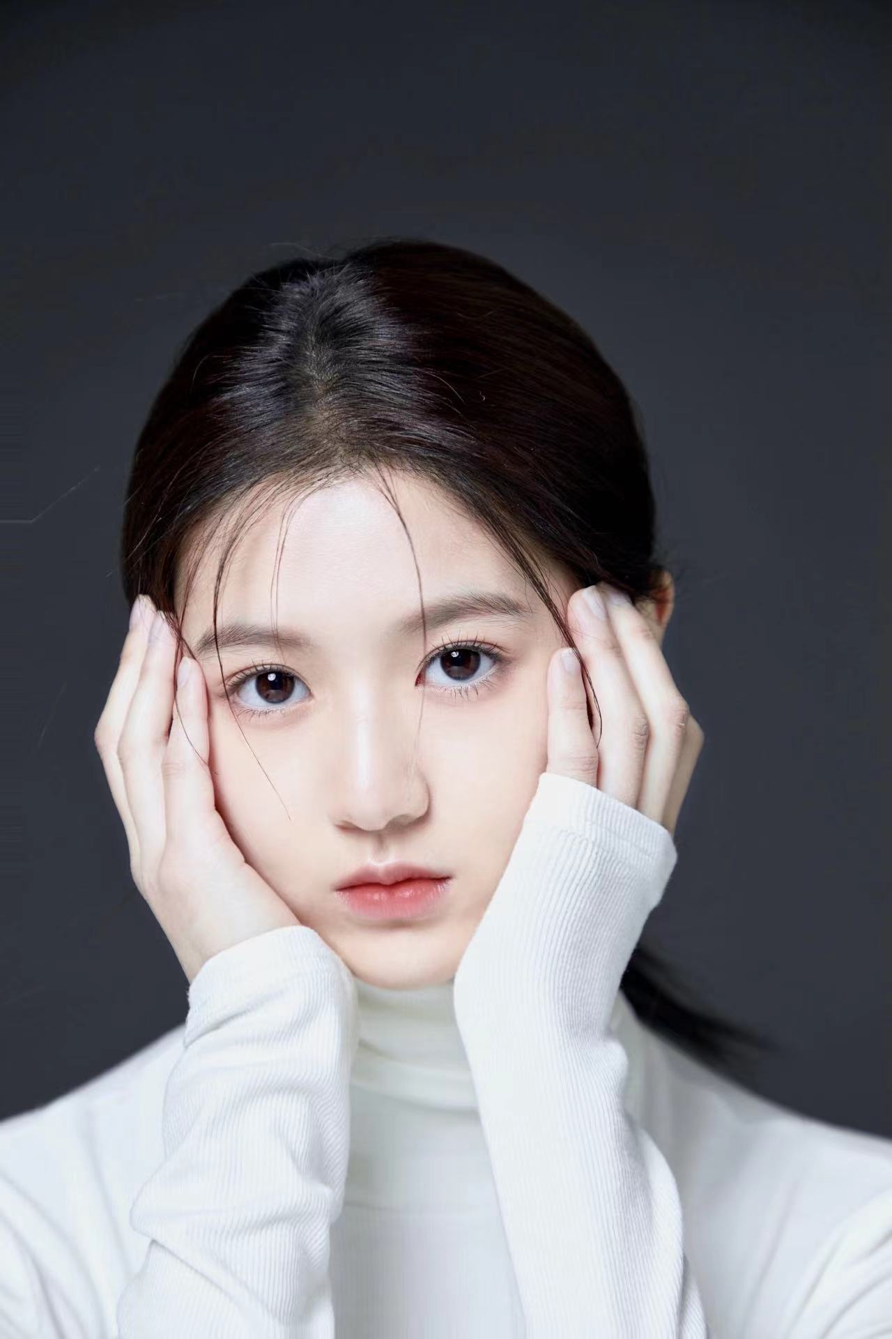 Fan Jingwen's first film and television drama "Ning'an is like a dream ...