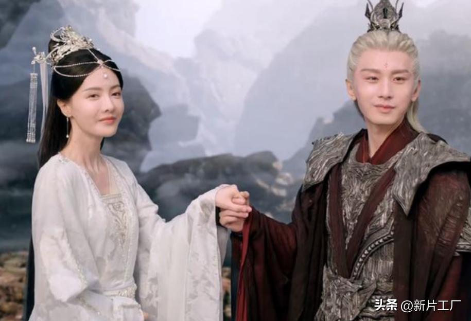Playing Zhang Ruoyun's stepmother 3 years ago, now playing Bai Jingting ...