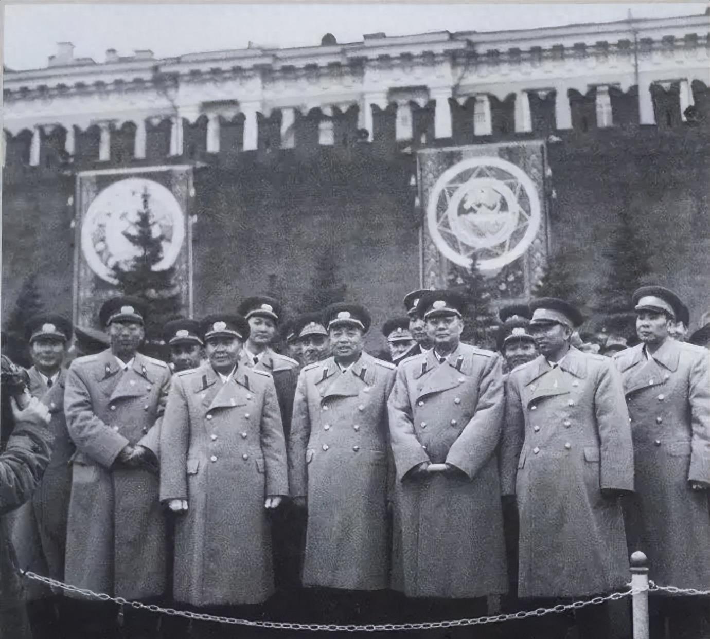In 1957, the founding general of the People's Republic of China visited ...