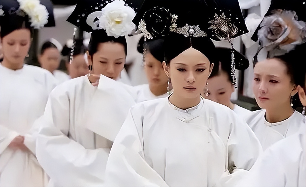 Why did the ancient concubines block their anus when they were buried ...