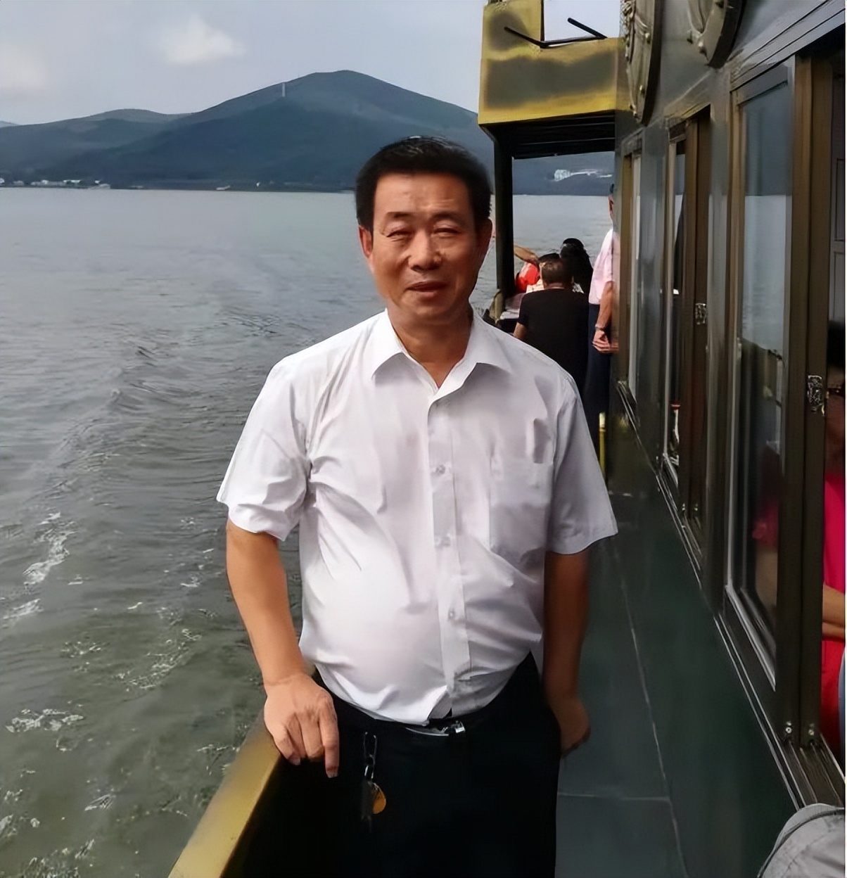 Zhu Naibo: Prose "Bing Ling Hua" - iMedia