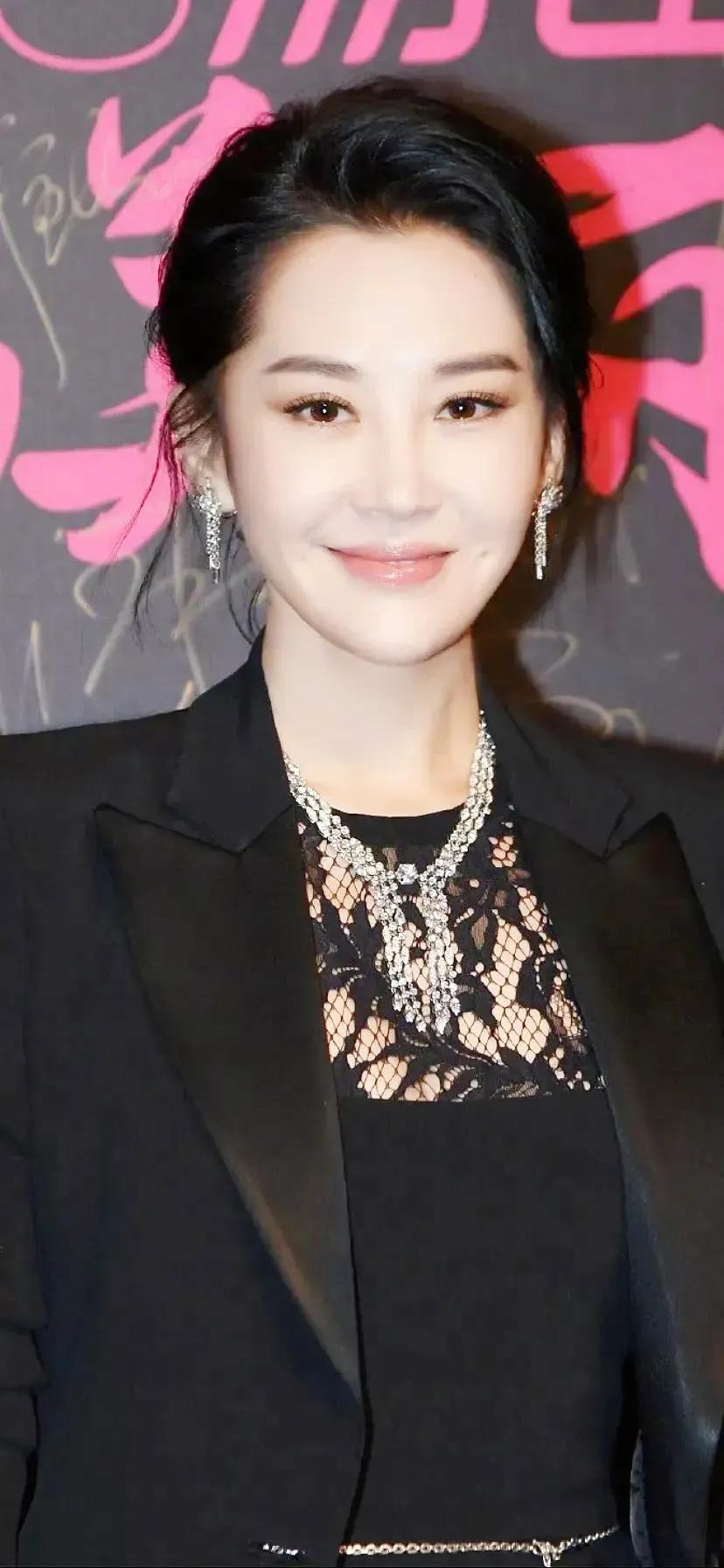 Hot Map Agency|Meitu Share|Xu Qing - iNEWS